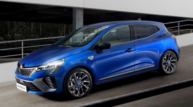 Nuova Renault Clio restyling 2023