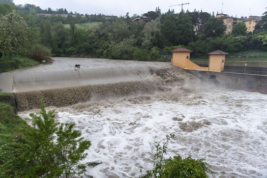 Fotogallery - Il fiume Savena a rischio per le piogge