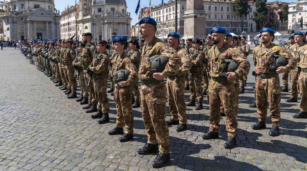 Roma, festa per il 162mo anniversario dell'esercito italiano