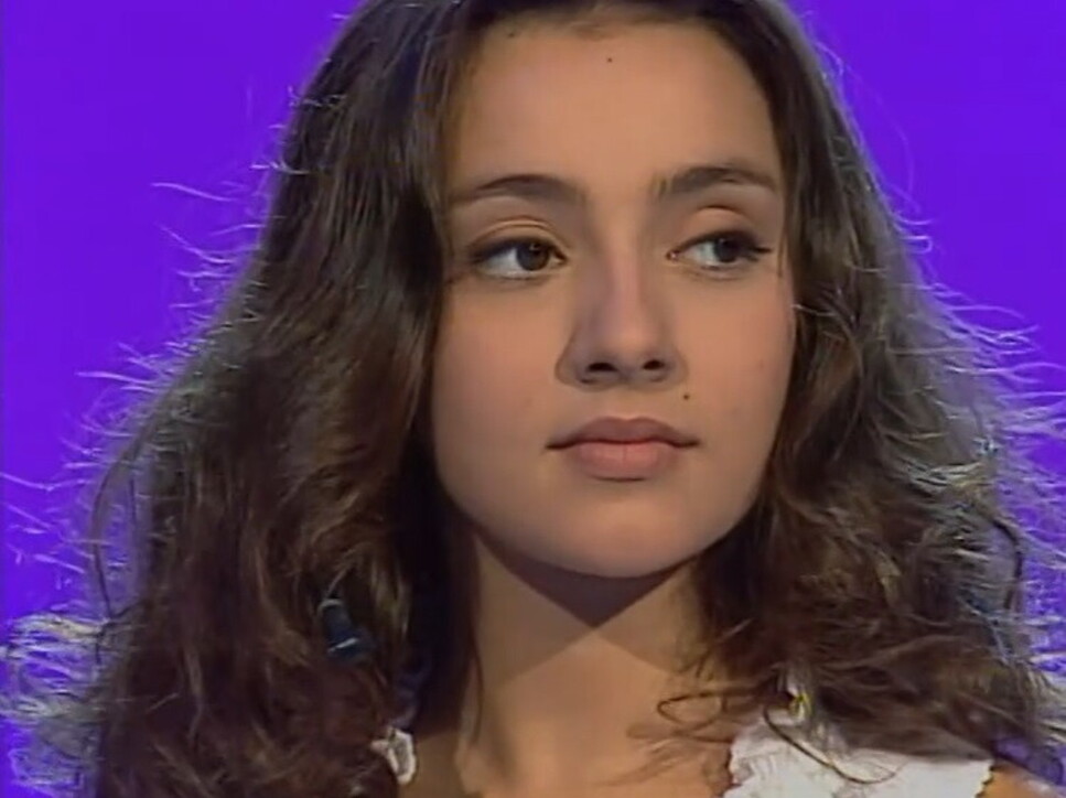 Ambra canta "Margheritando il cuore" a "Non è la Rai"