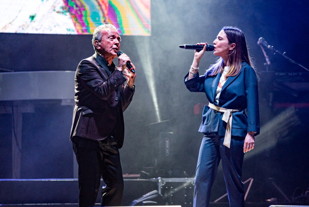 Fotogallery - Pupo con i suoi 40 anni di storia a teatro