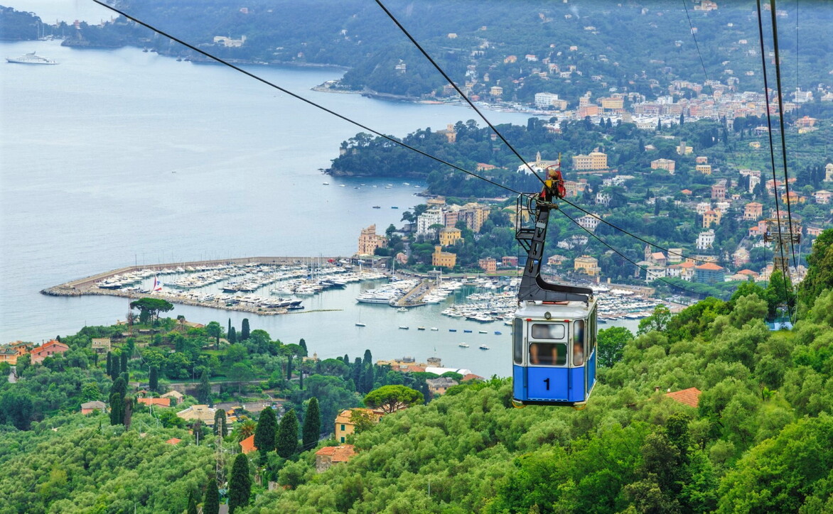 In funivia sul mare: le risalite più belle del Mediterraneo