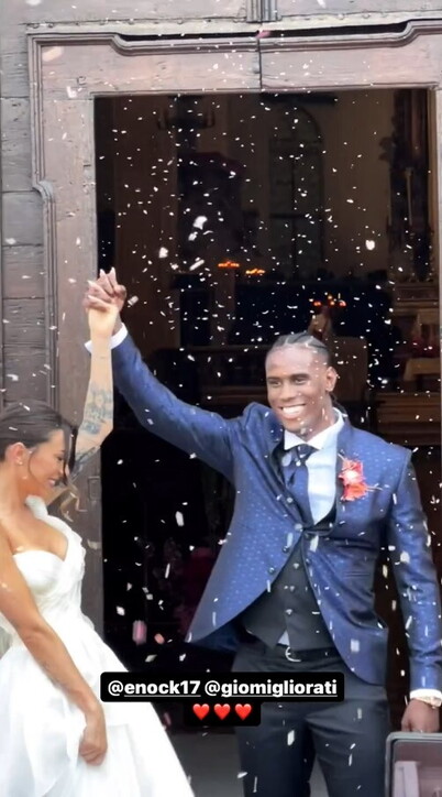 Enock Barwuah si è sposato, Mario Balotelli testimone