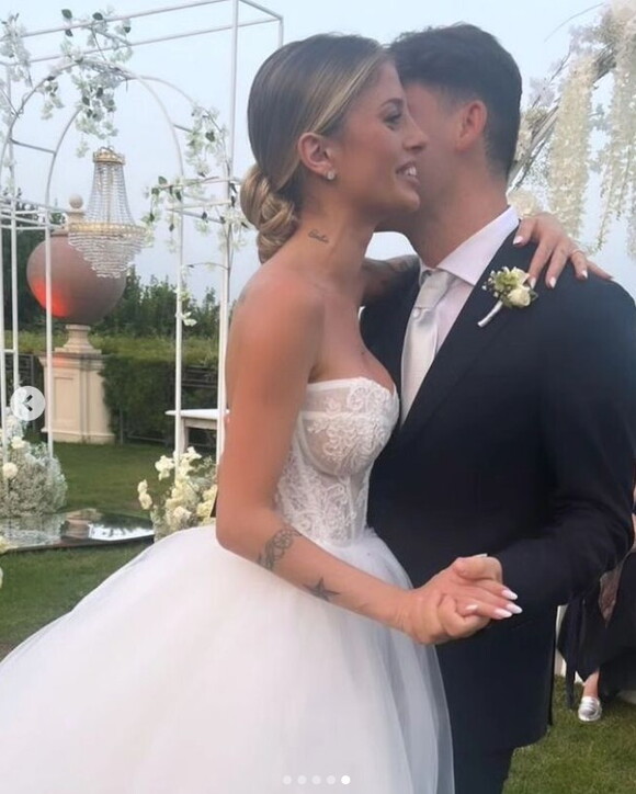 Chiara Nasti e Mattia Zaccagni sposi:ecco le foto del matrimonio