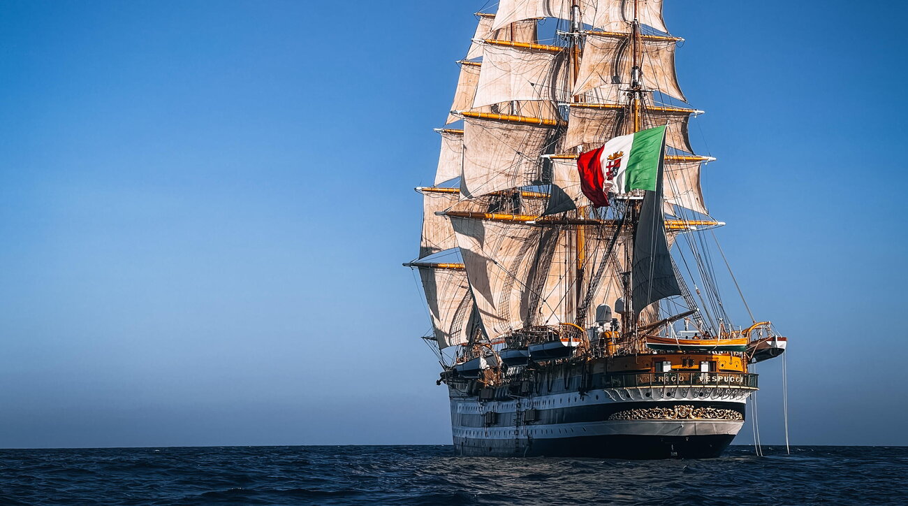 Genova: salpa la Amerigo Vespucci, la "nave più bella del mondo" girerà ...