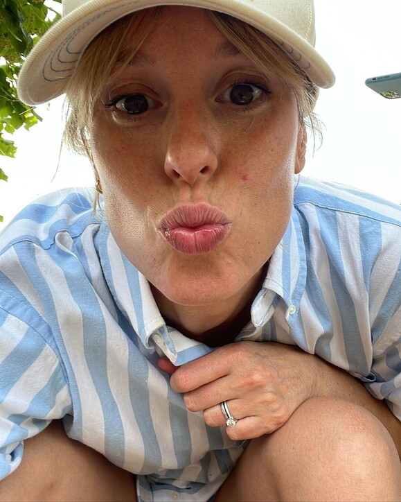 Federica Pellegrini è caduta dalla scala: ecco come sta