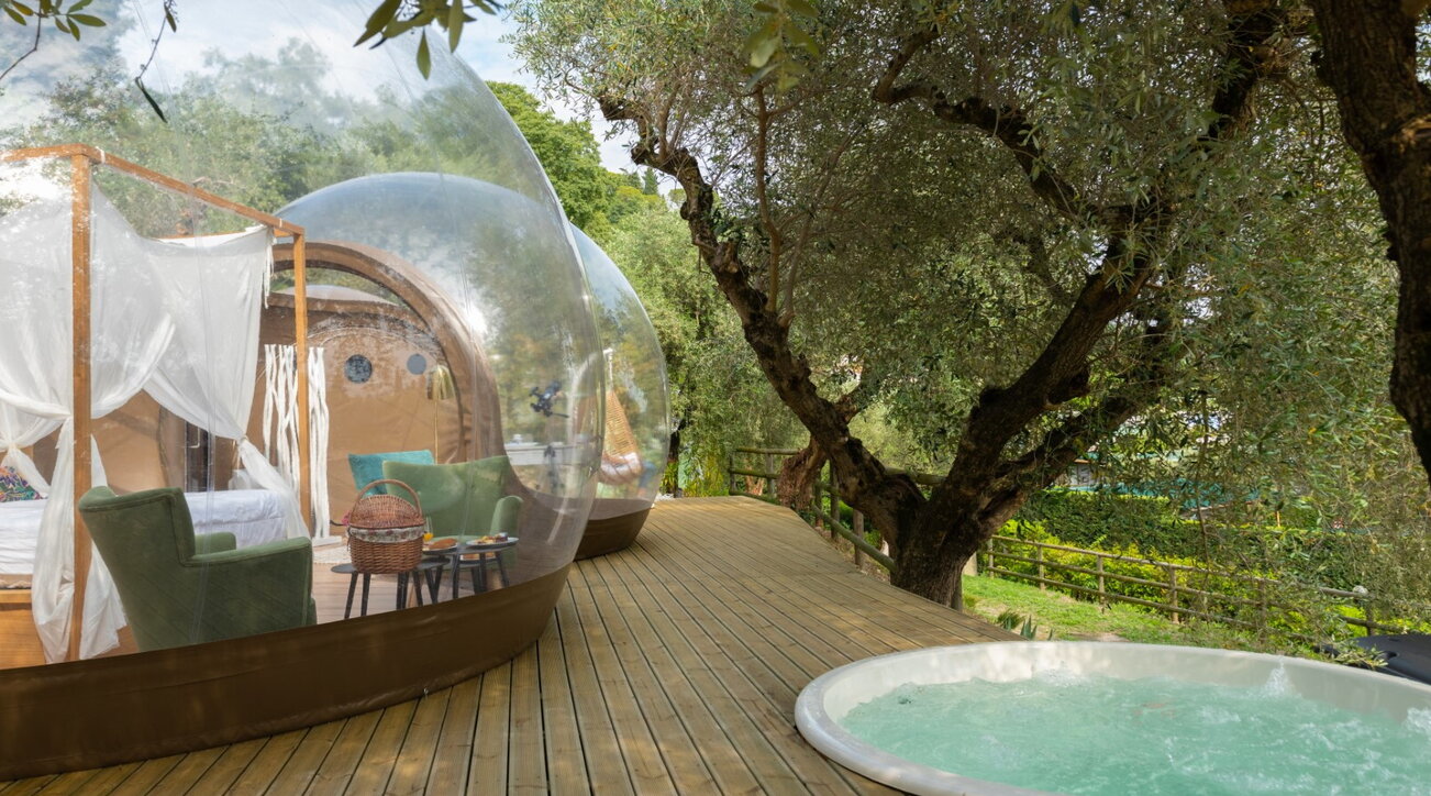 Glamping: niente di più cool che dormire in una bolla