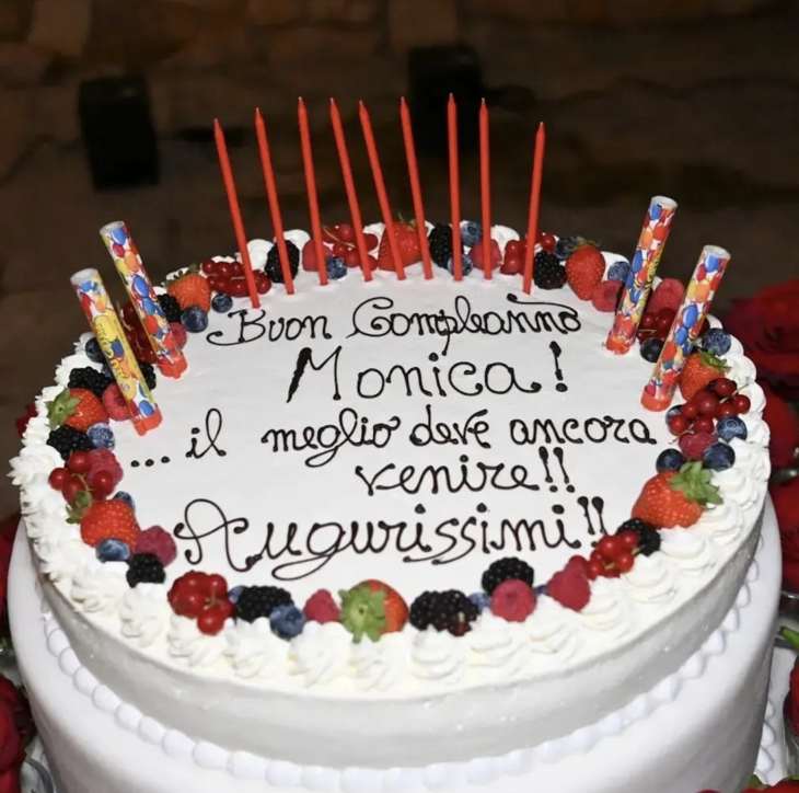 Monica Setta, compleanno in Puglia tra musica e balli