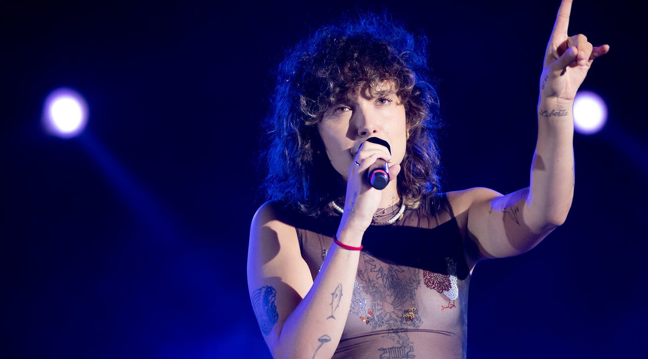 Madame, le trasparenze sul palco a Taormina