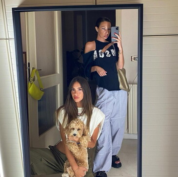 Fotogallery - Stefano De Martino in scooter con Martina Trivelli