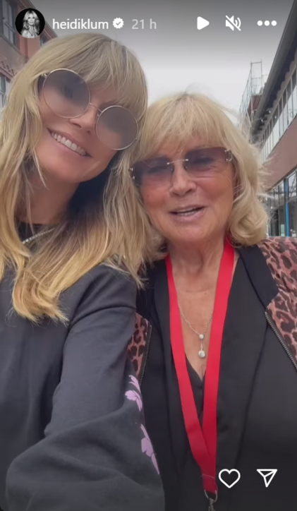 Fotogallery - Heidi Klum con la mamma Erna, guarda come si somigliano