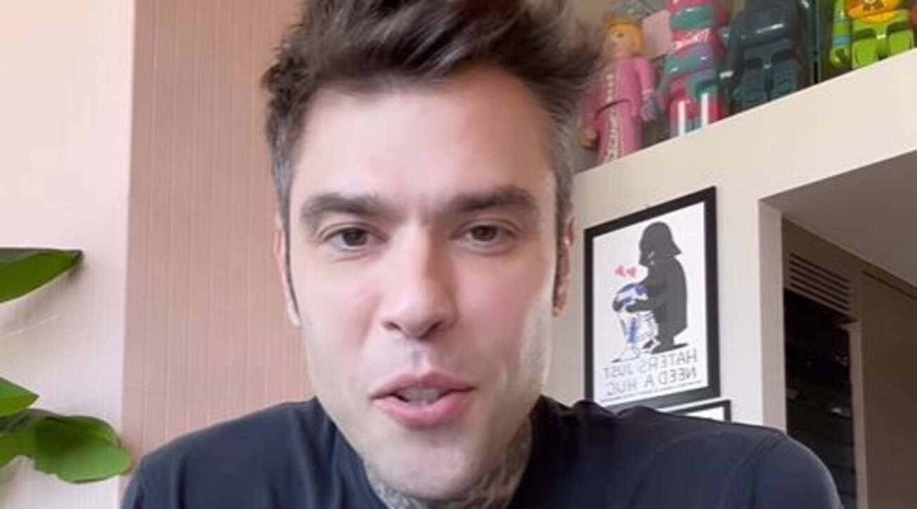 Fedez: "Molto felice di essere a casa, aiuterò l'Avis"