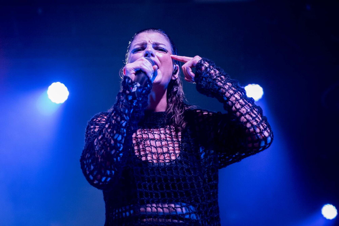 Emma in tour nei club tra voglia di verità e no alla guerra