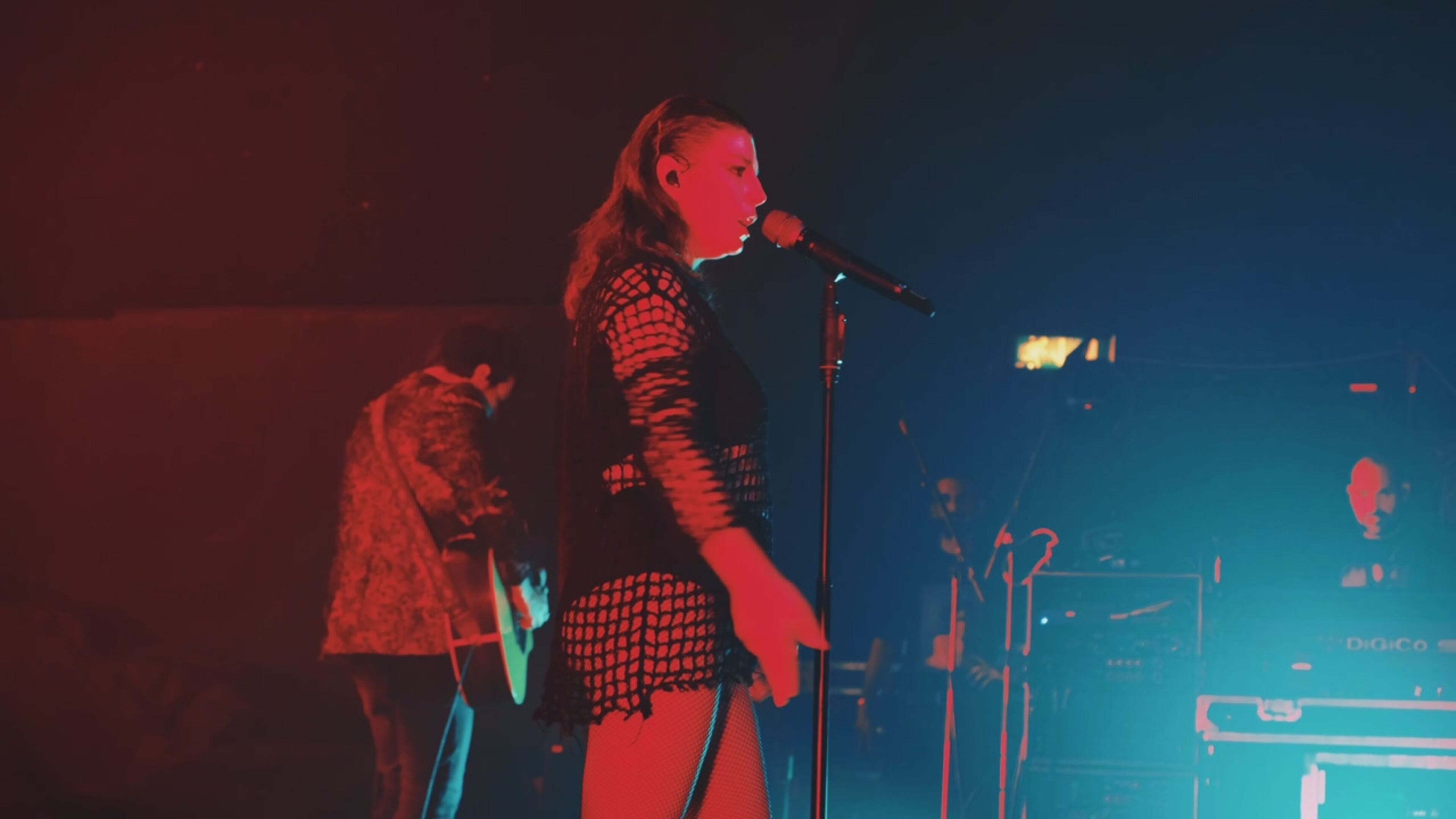 Emma in tour, le immagini del concerto al Vox di Nonantola