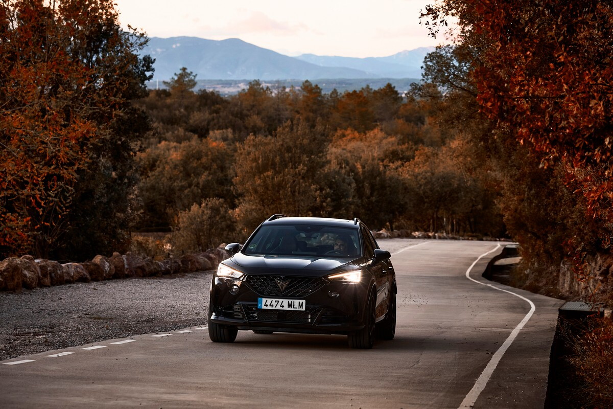 Cupra Formentor VZ5 BAT: la prova su strada