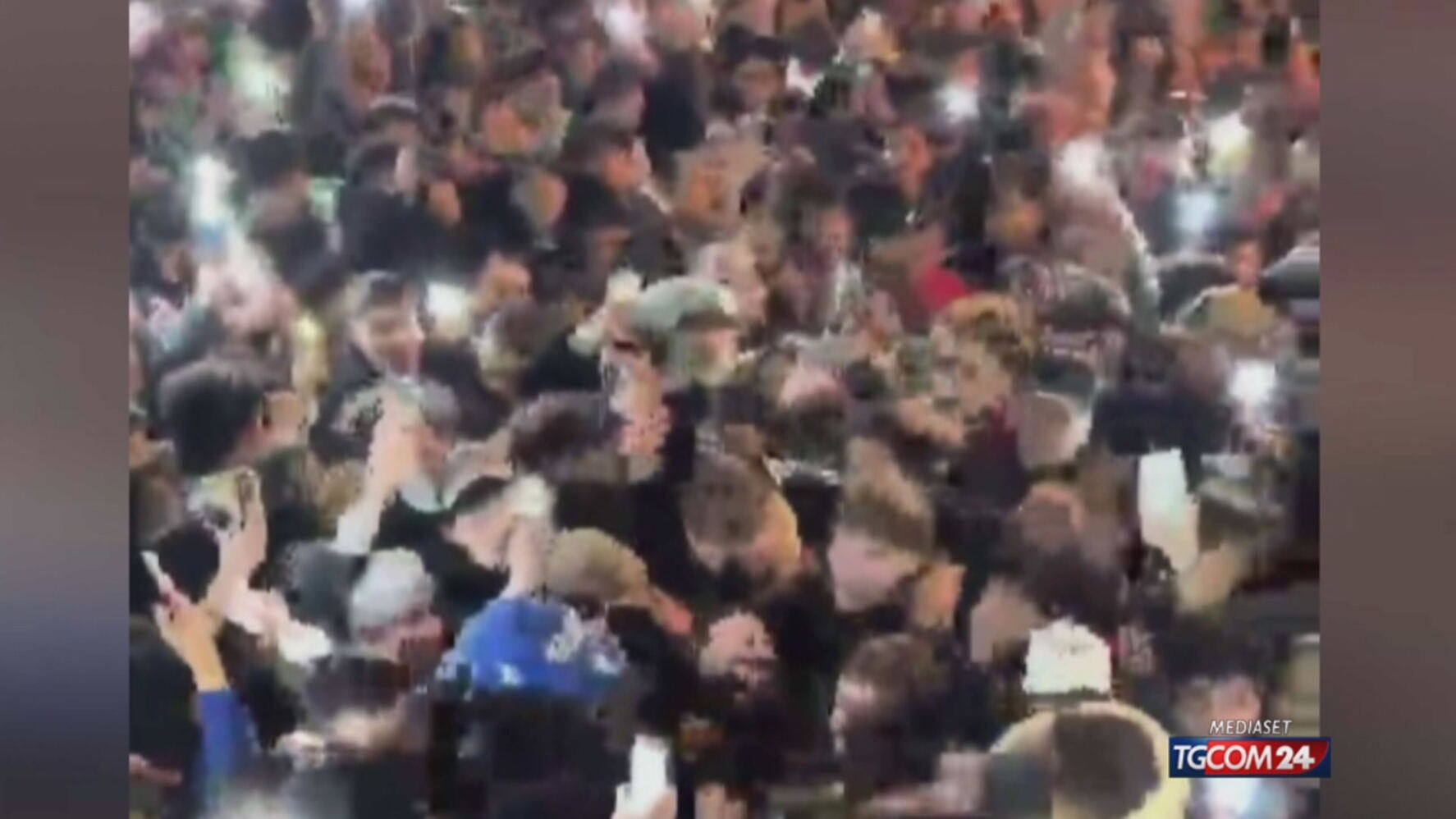 Far west per il trapper: maxi rissa al concerto di Medy Cartier