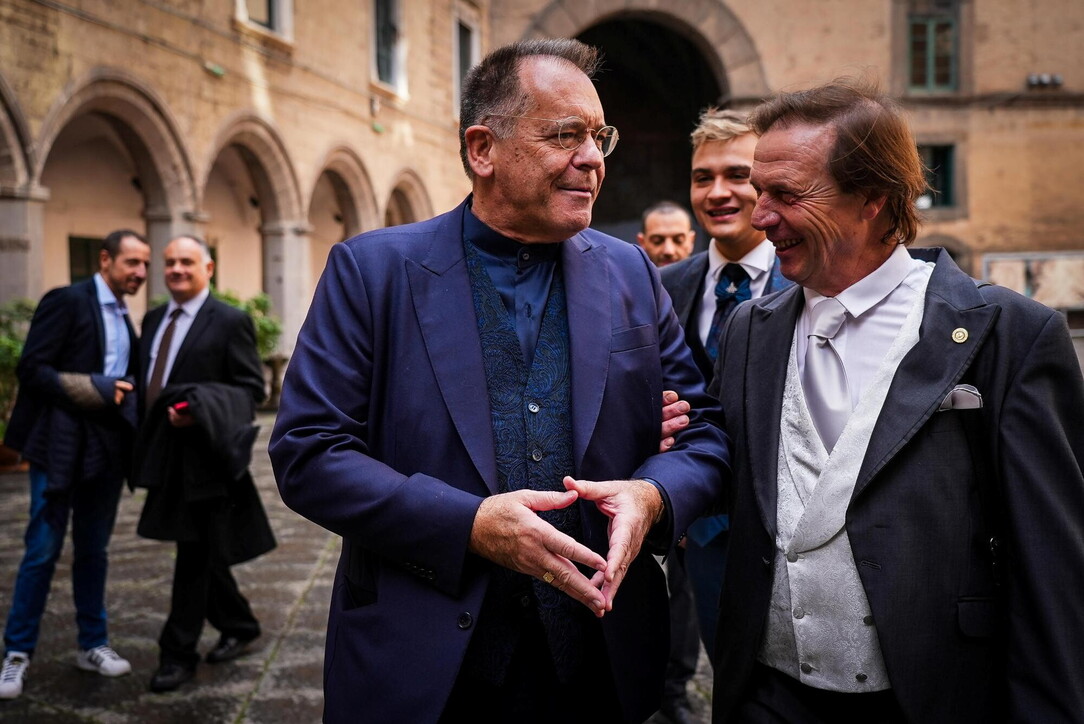 Cecchi Paone e Simone Antolini sposi, celebrata l'unione civile