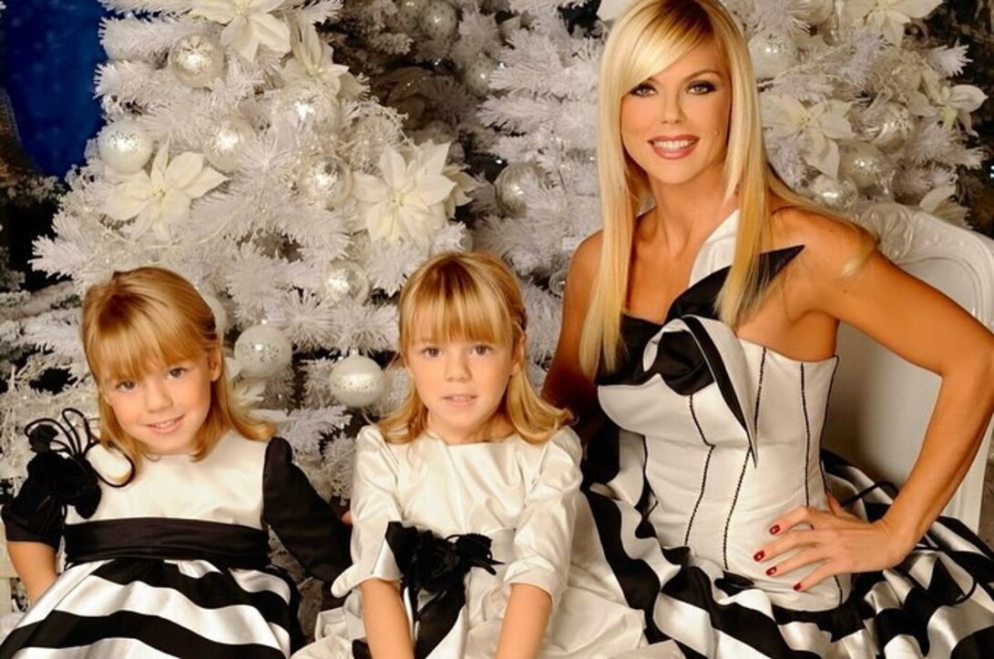 Matilde Brandi festeggia il compleanno delle sue figlie gemelle