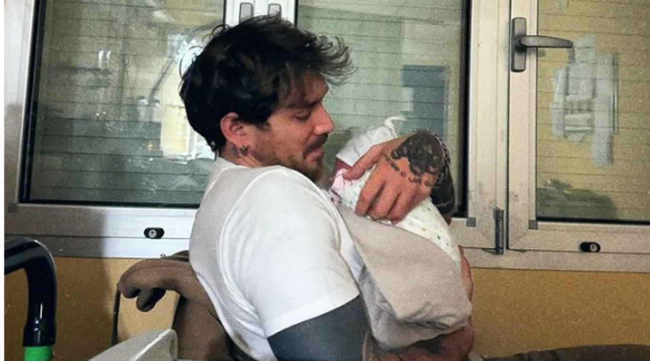 Andrea Cerioli è diventato papà con la compagna Arianna