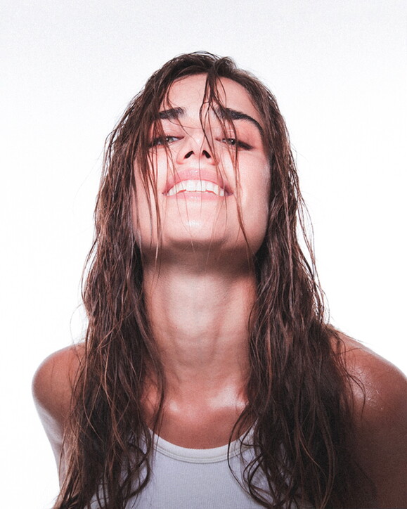 Clara racconta il suo primo album a Tgcom24