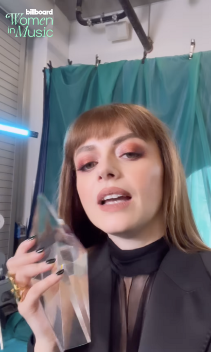 Annalisa è la prima italiana premiata da Billboard a Los Angeles